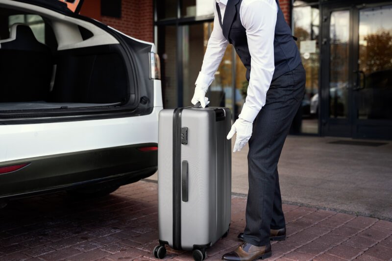 Hotel Transfer - Silver Taxi to Airport